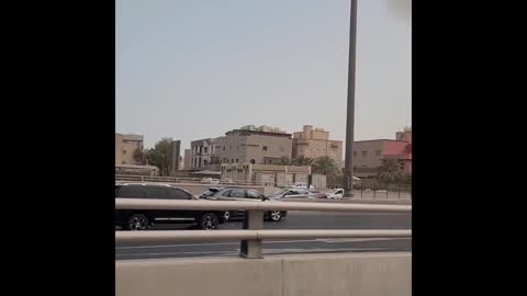 Kuwait: Dust Storm Blankets Parts Of Country, Flight Operations Halted ...